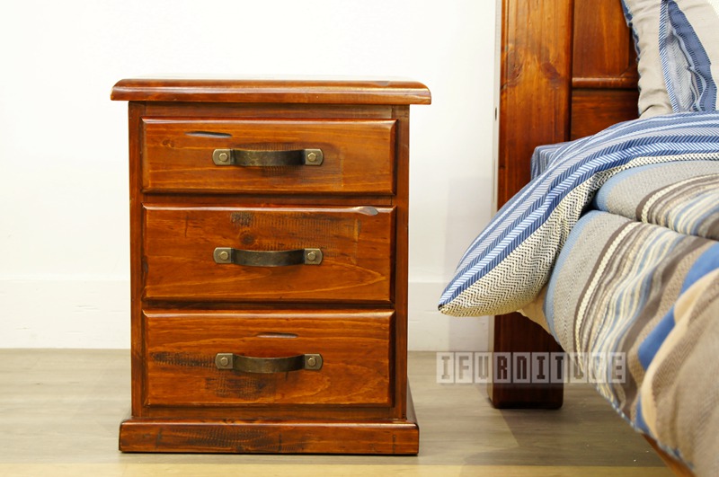 CALINGTON Rustic Bedside Table