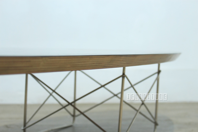 Replica EAMES Wire Base Elliptical Table