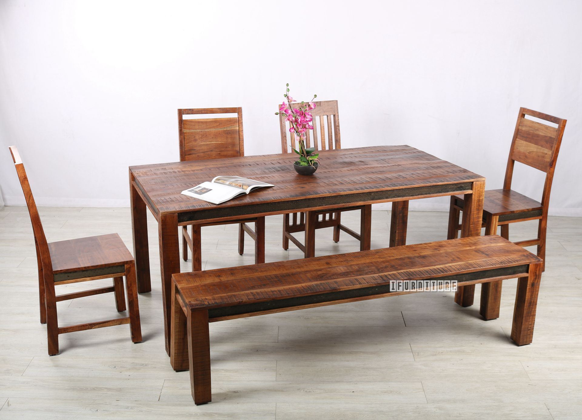 NASHVILLE Acacia Wood 180/200 Dining Table
