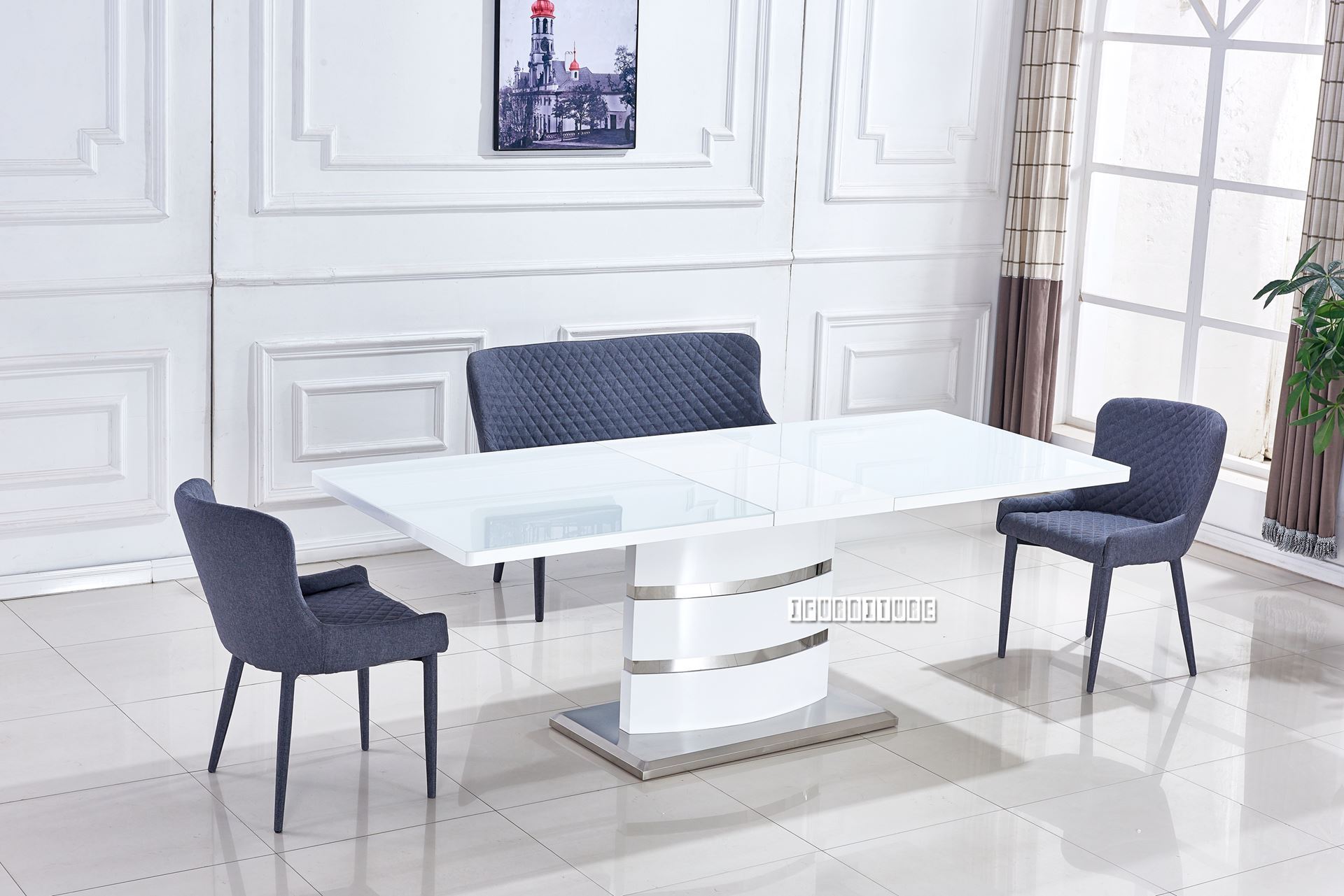 OUTRIDER 140-180 Extension Dining Table (White Gloss)