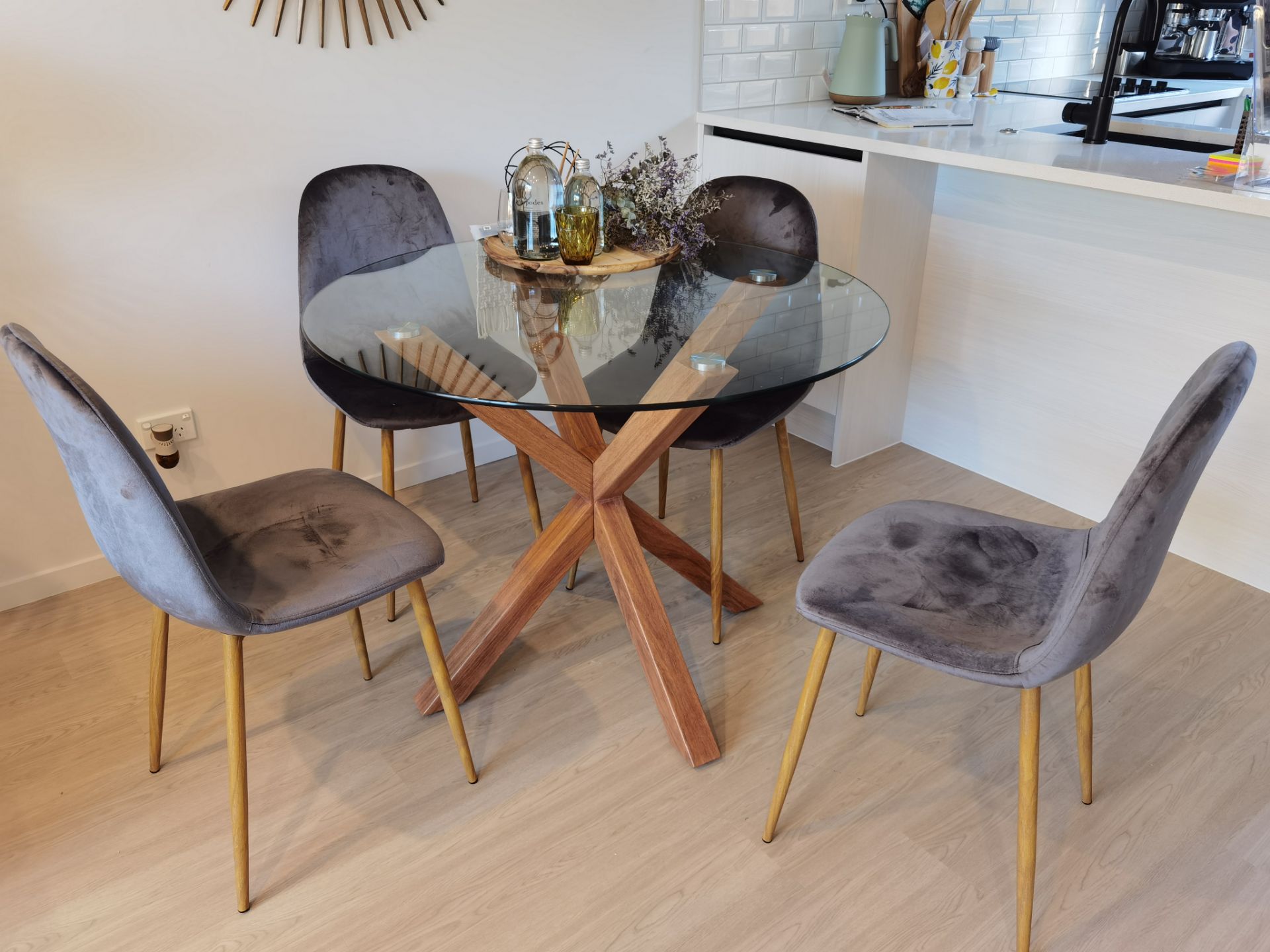 POLO Glass Round Dining Table - 100