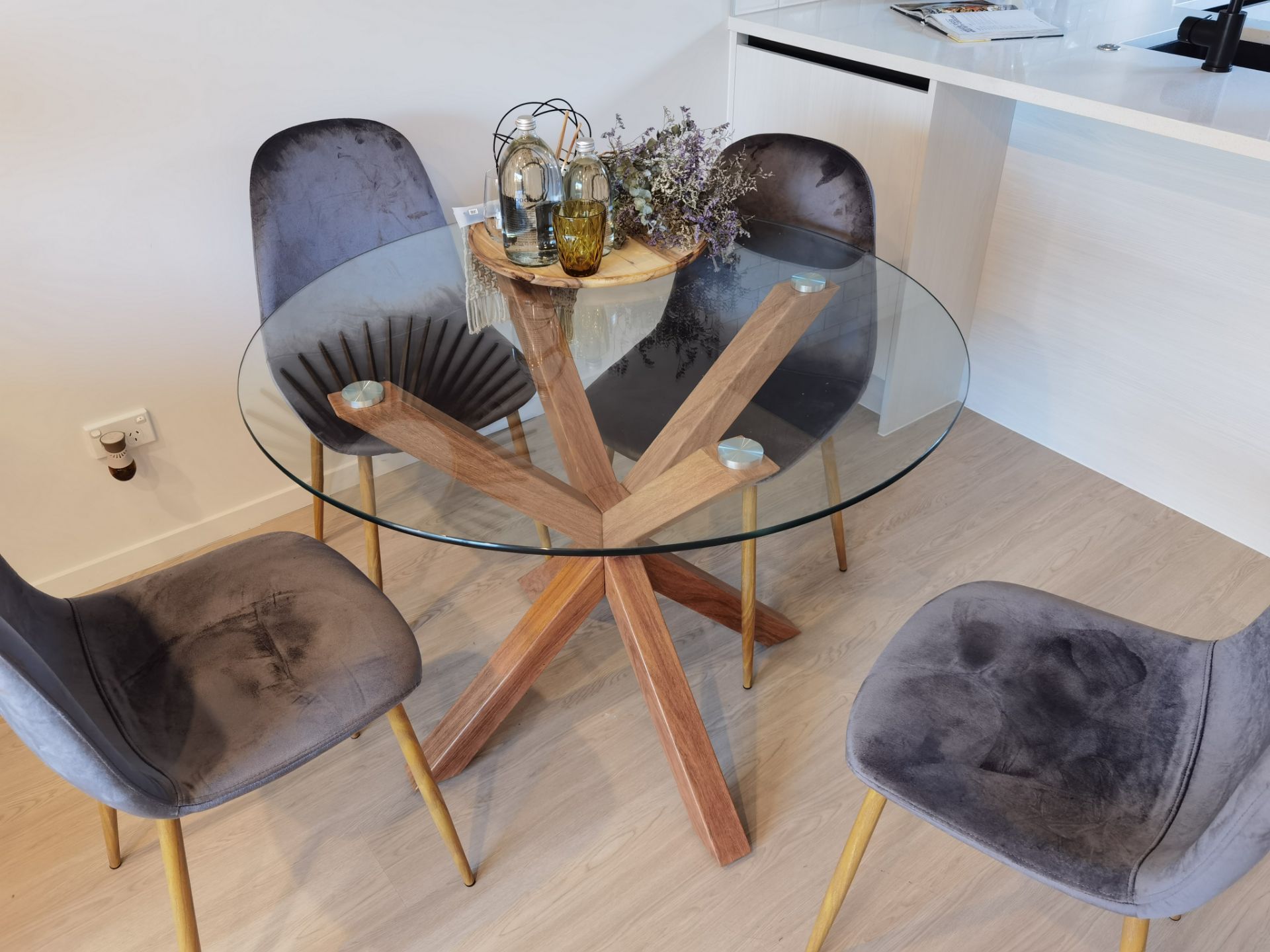 POLO Glass Round Dining Table - 120