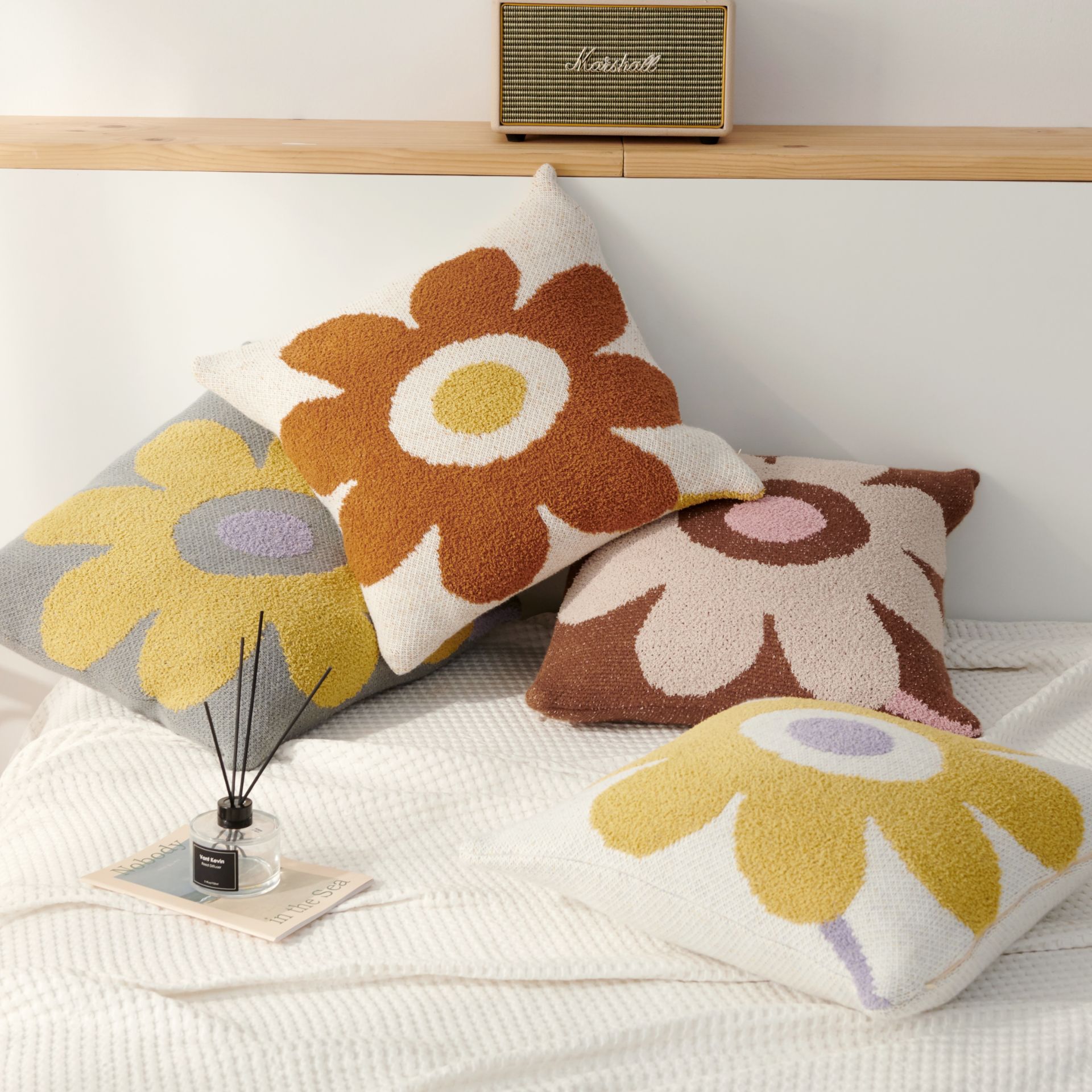DAISY Floral Style Square Jacquard Cushion with Inner (45cmx45cm)