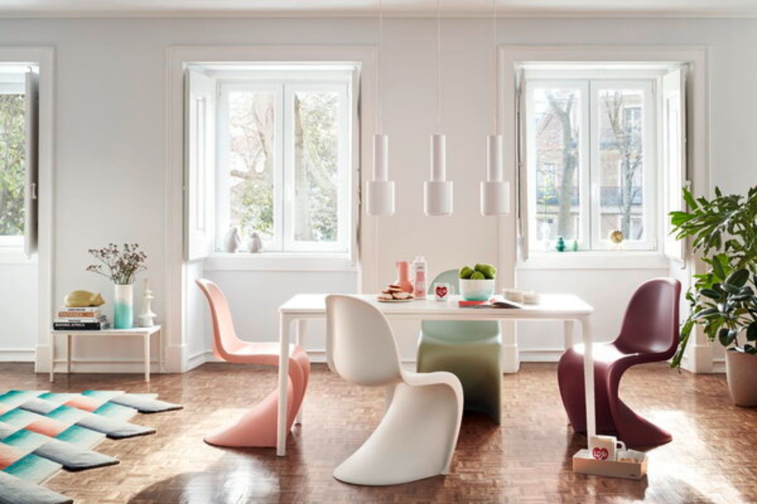 PANTON Artistic Dining Chair (White)