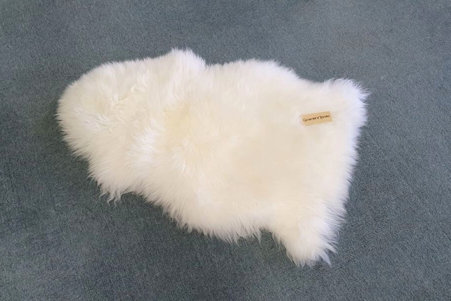 Sheepskin Small/Medium/Large Rug (White)