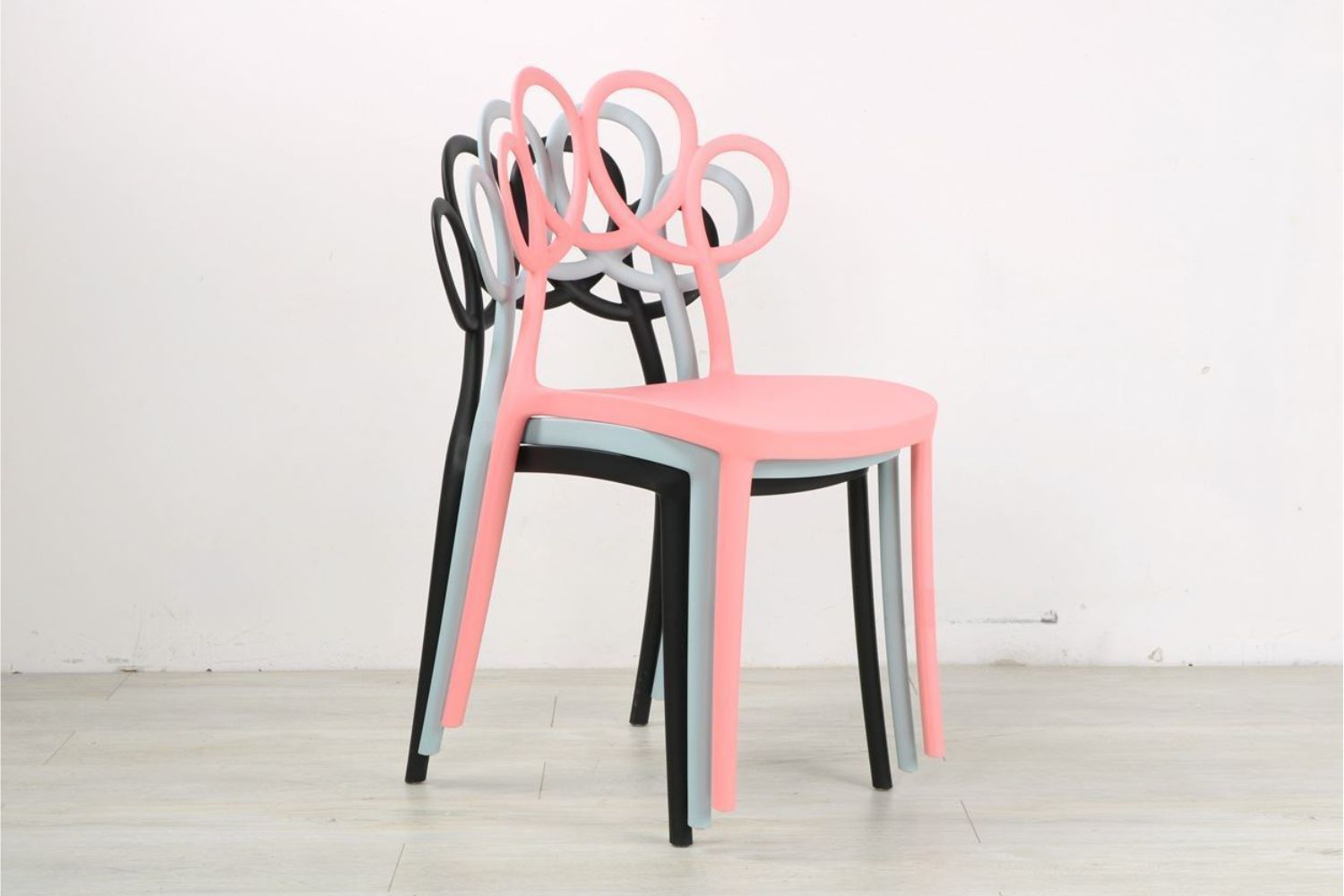 Daisy Chair *Multiple Colors