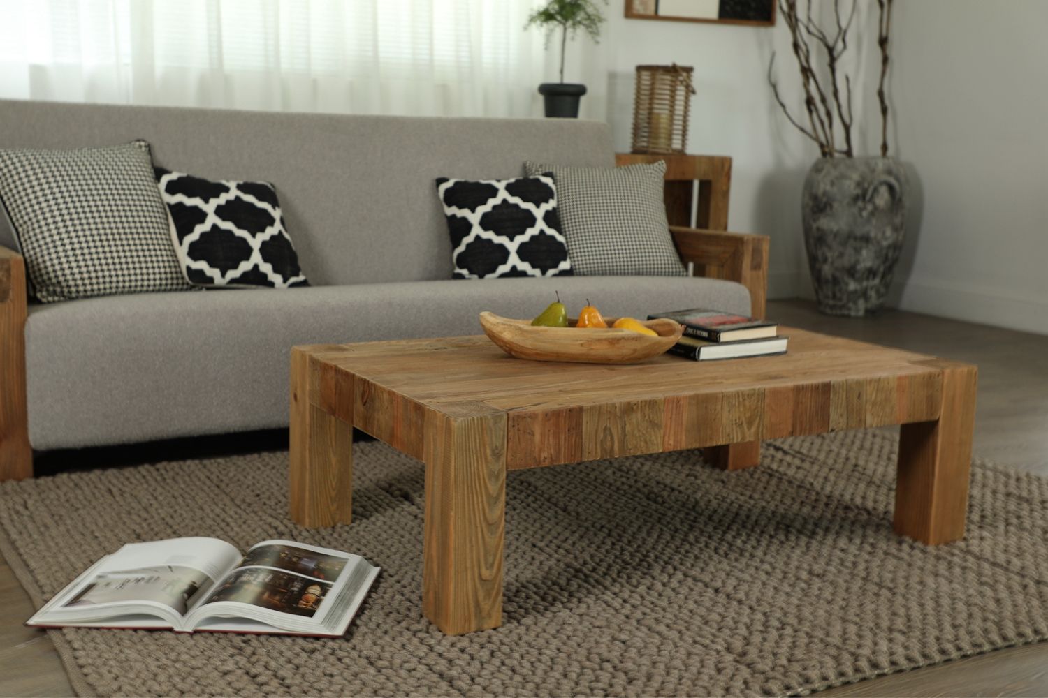 TRAVER 100% Reclaimed Pine Wood Coffee Table (117x71cm)