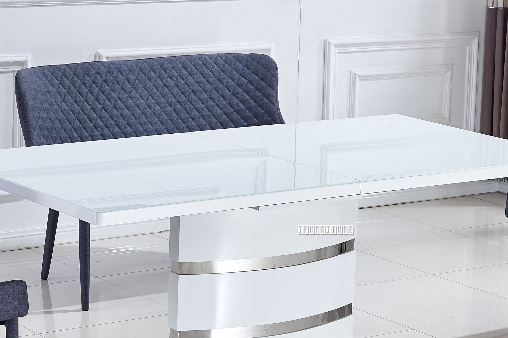 OUTRIDER 140-180 Extension Dining Table (White Gloss)