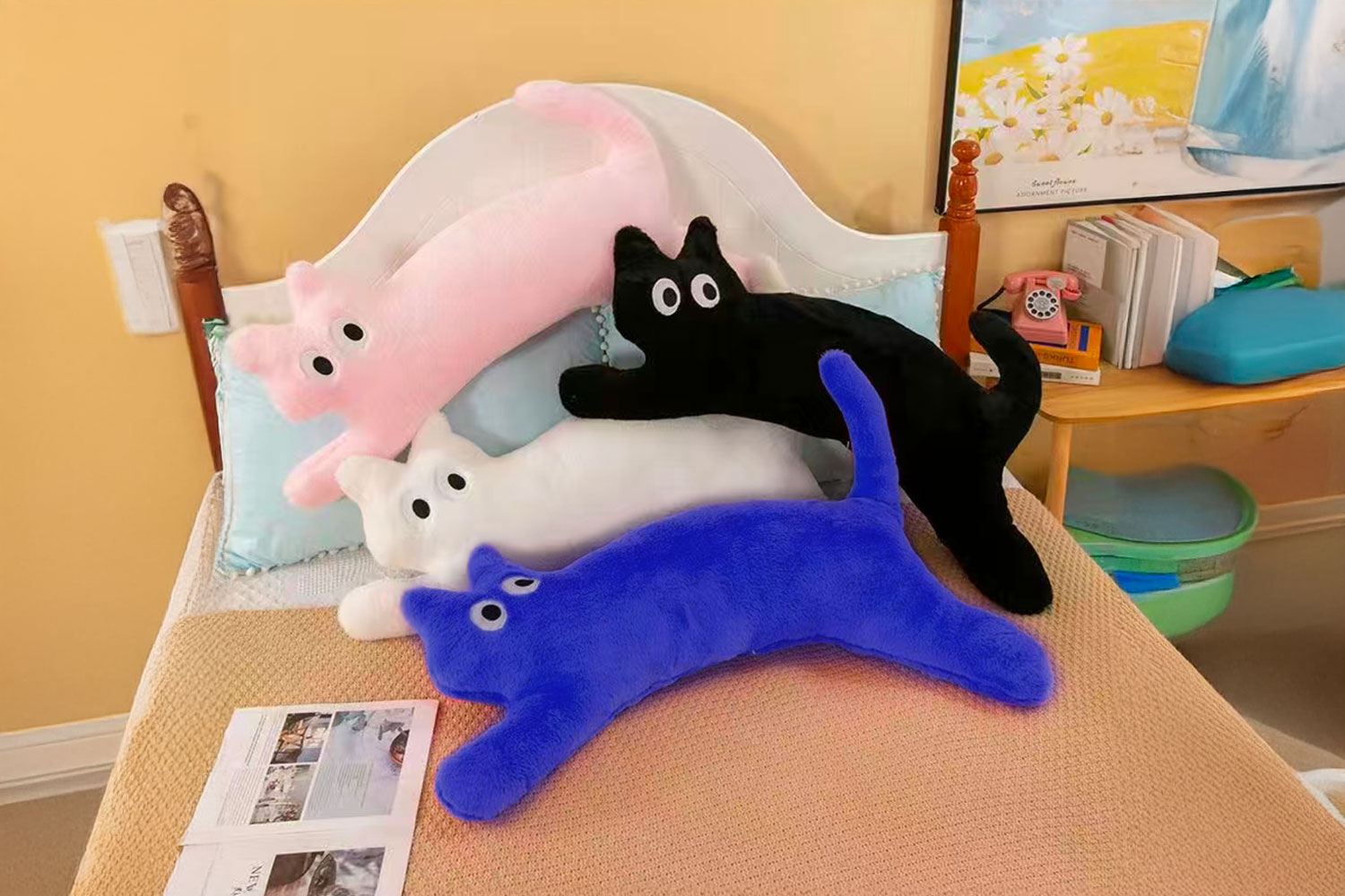 DOPAMINE Cat Plush Cushion Multiple Colors