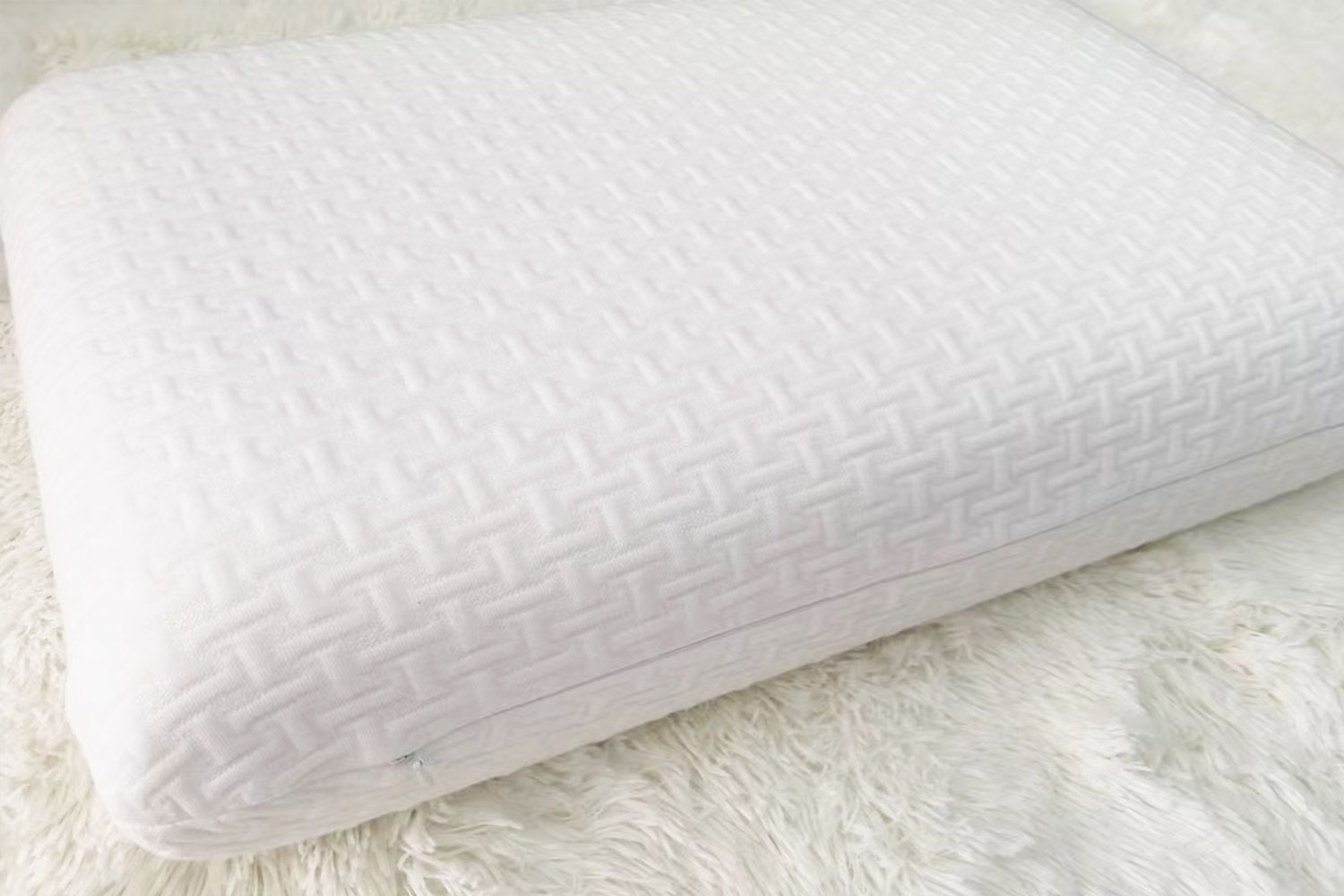 SIMBA Knitted Memory Foam Bread Pillow