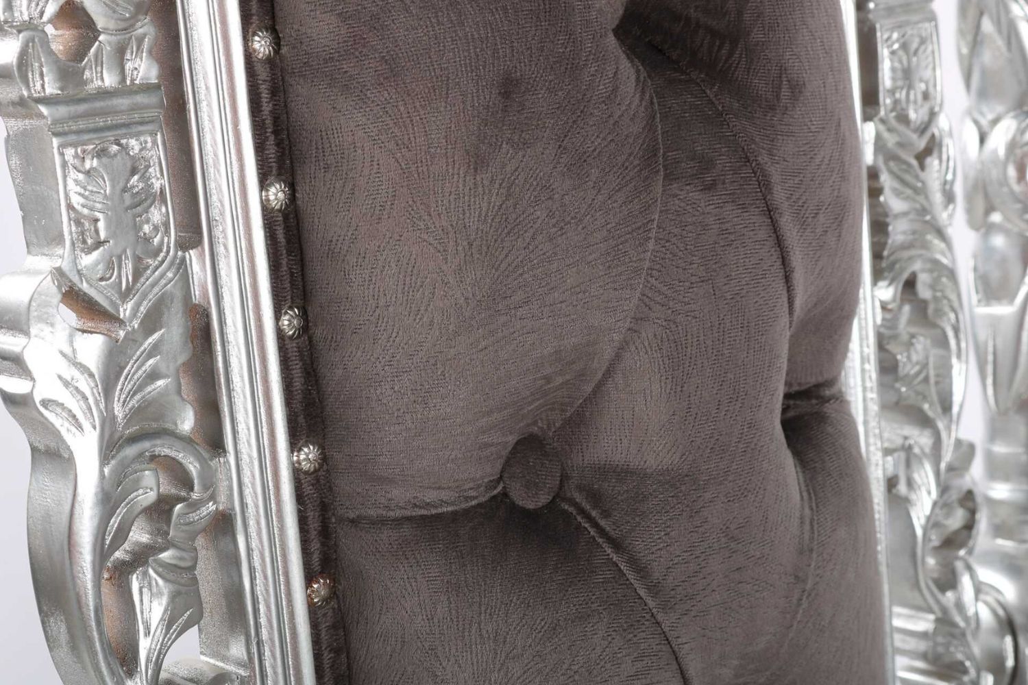 King Lounge Chair (Silver)