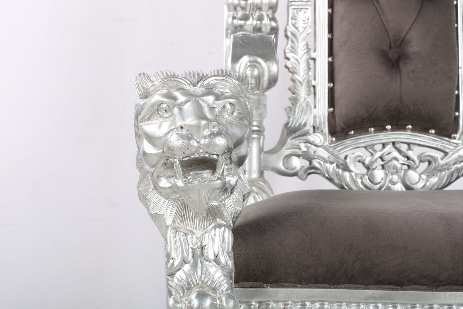 King Lounge Chair (Silver)