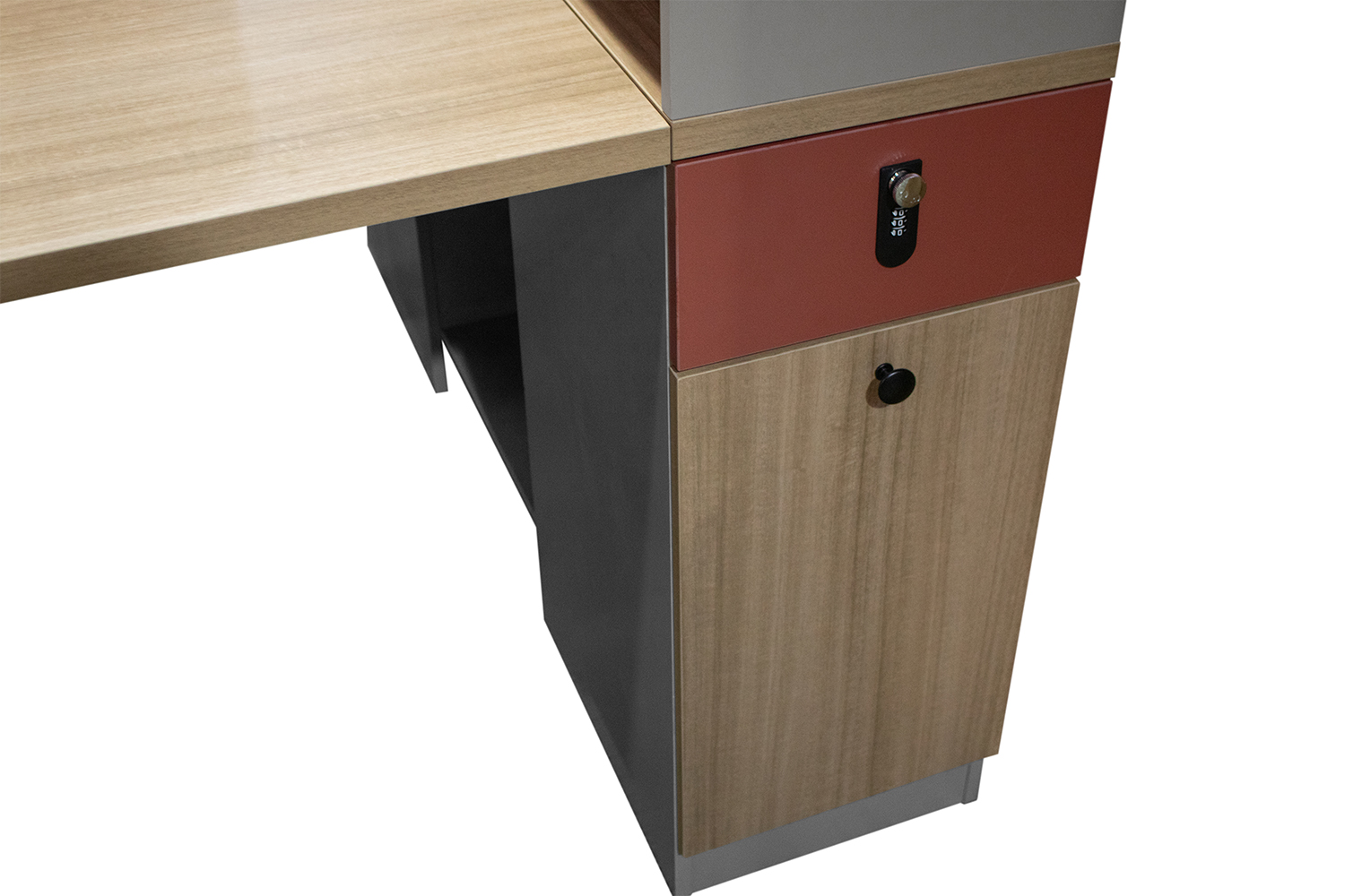 FOCUS 150 Office System 2-Seater Desk with Cabinets