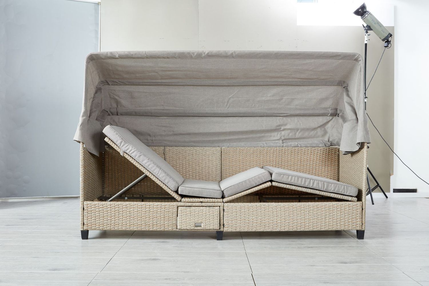 COSTA Adjustable Outdoor Lounge Day Bed with Canopy