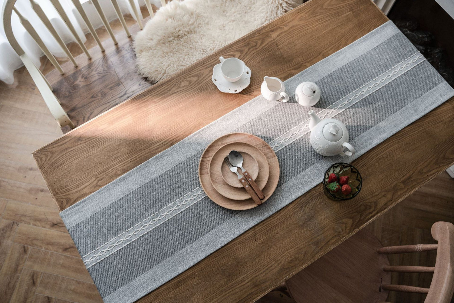 Jacquard Geometric Pattern Table Runner/Bed Runner (Grey) - 33cmx200cm