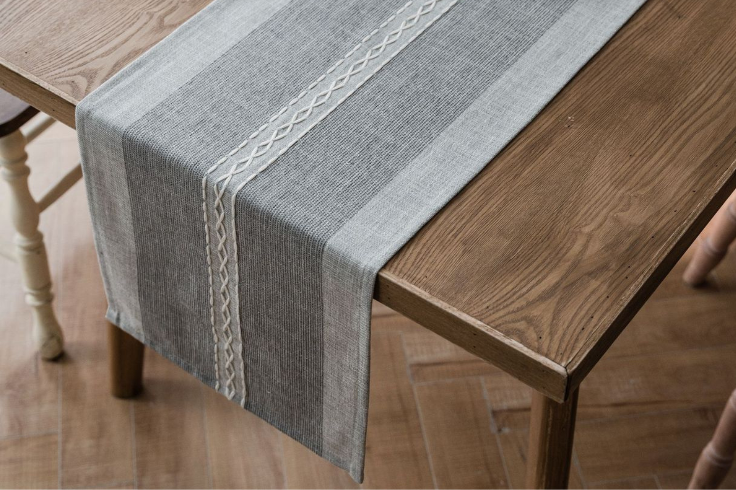 Jacquard Geometric Pattern Table Runner/Bed Runner (Grey) - 33cmx200cm
