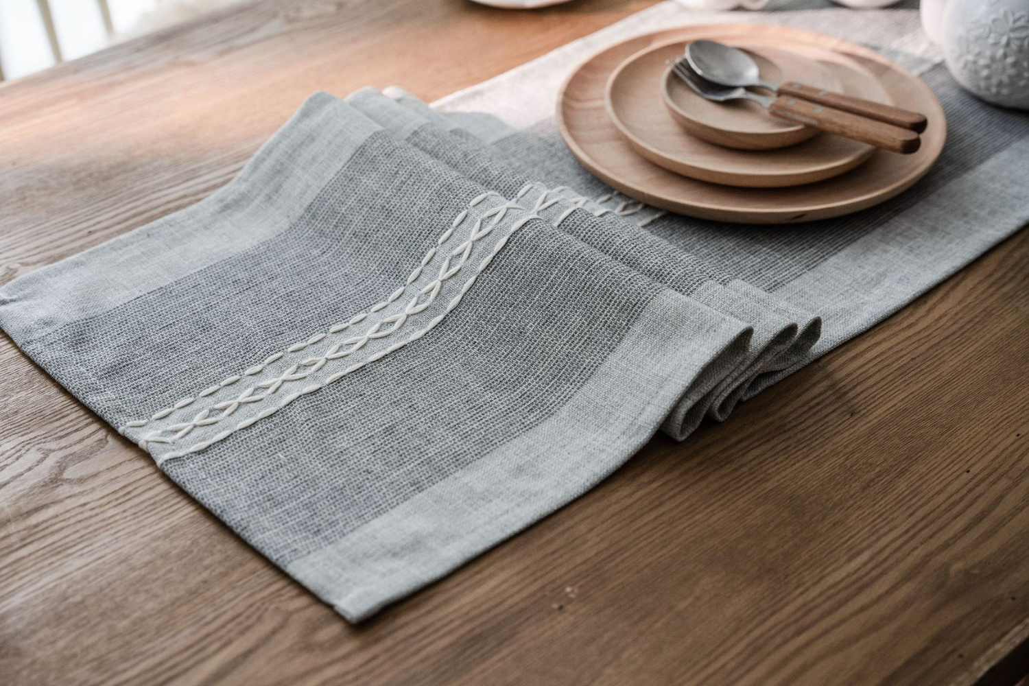 Jacquard Geometric Pattern Table Runner/Bed Runner (Grey) - 33cmx200cm
