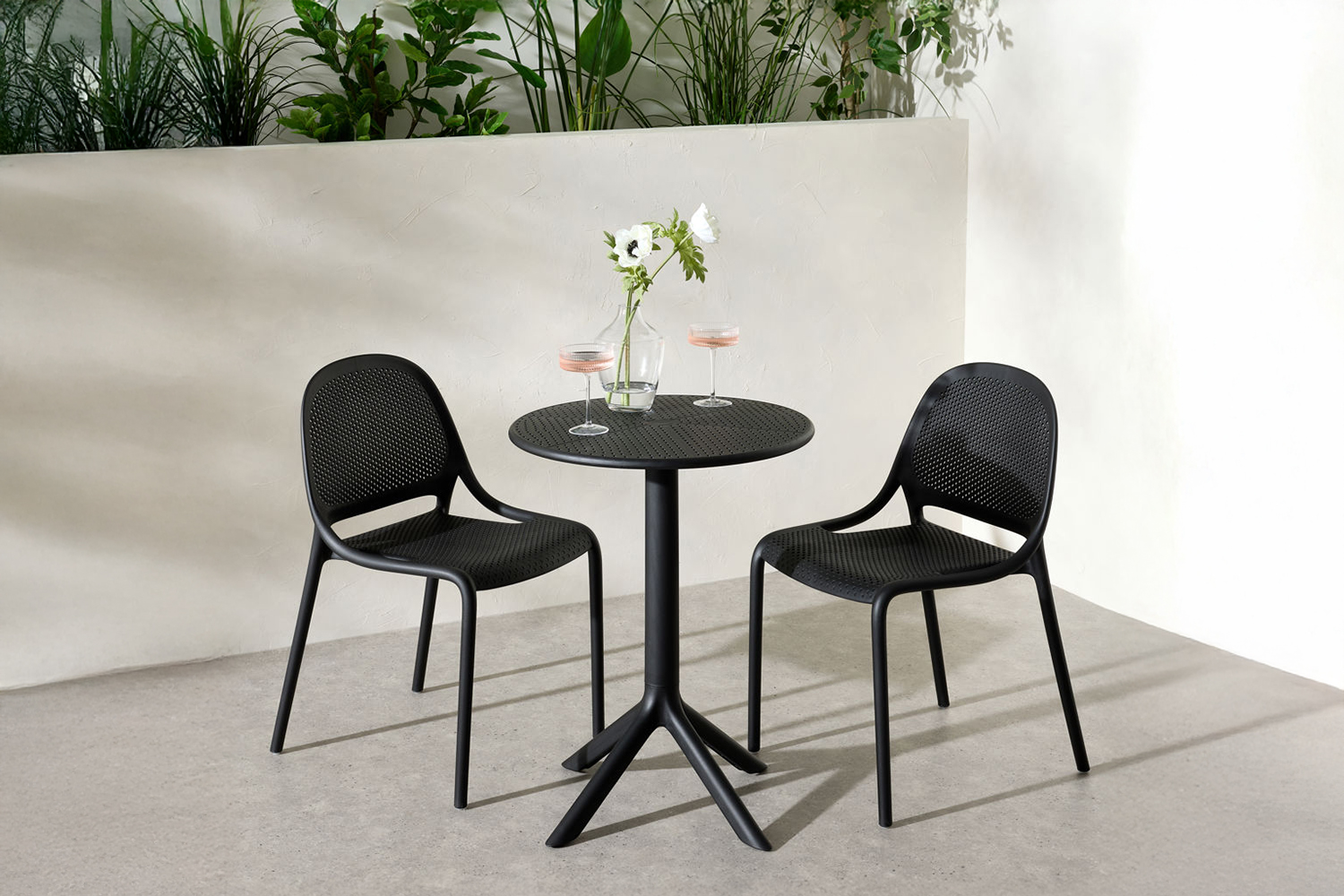 FLORINA D60 Round Dining Table - UV, Water & Moisture Resistance (Black)