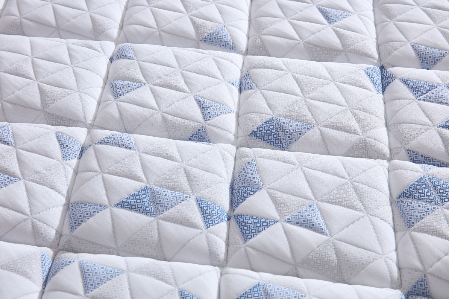 AUREST Memory Foam Latex Mini Pocket Spring Thick Mattress in Queen ...
