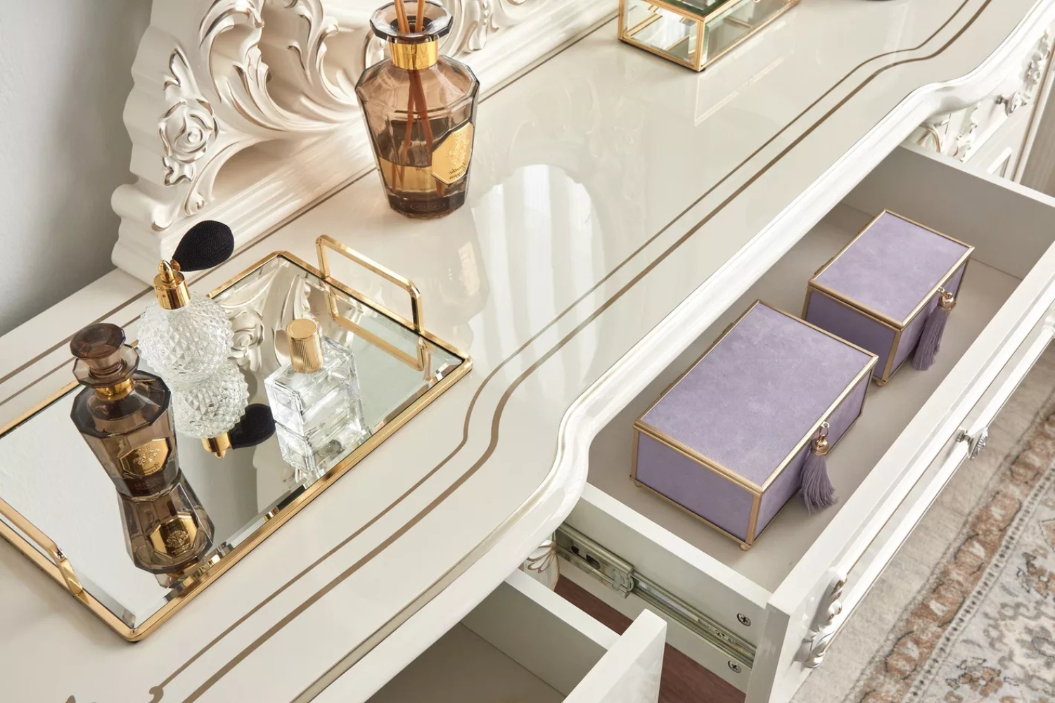 CHATEAU Dressing Table With Mirror And Dressing Stool Set