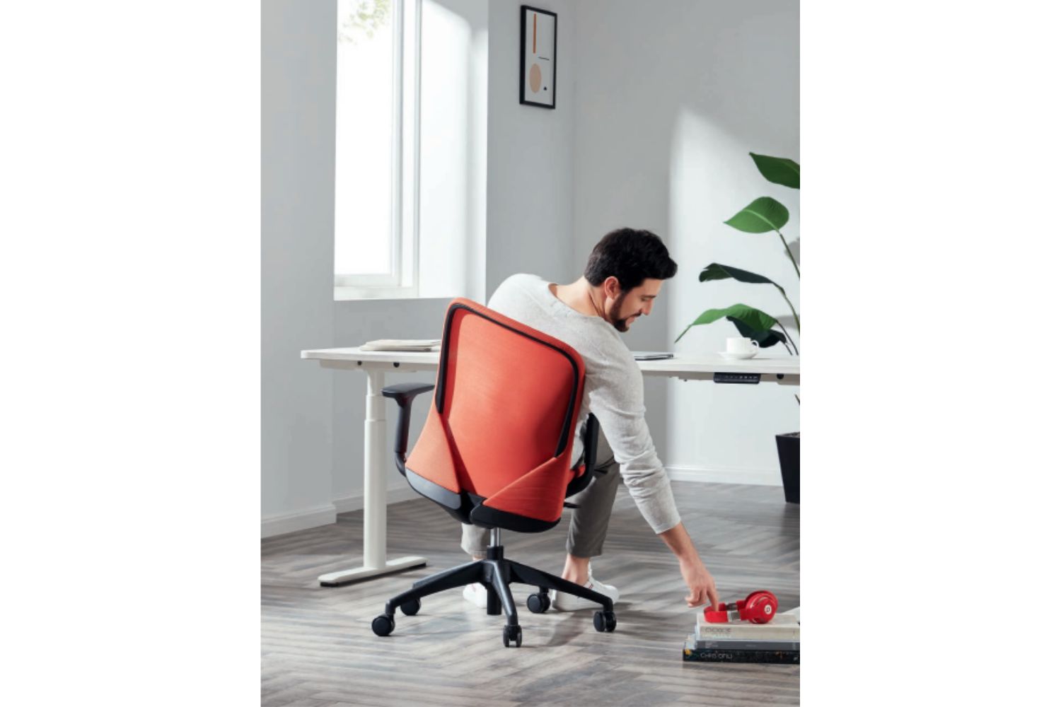 [FLOOR MODEL CLEARANCE] SULLIVAN Ergonomic Office Chair (Yellow-Black)